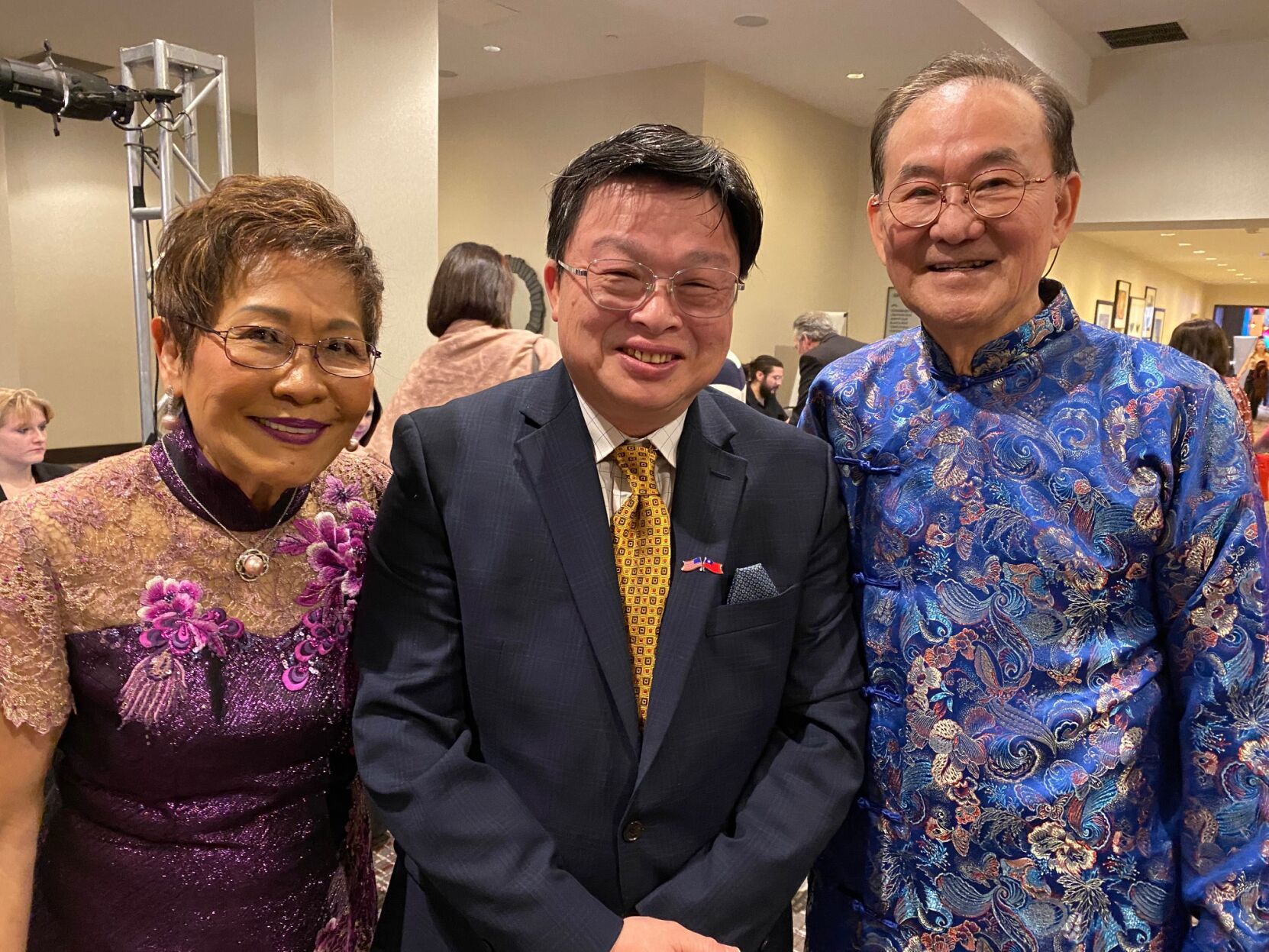Lunar New Year Gala celebrates cultures and caring | NONPROFIT REGISTER ...