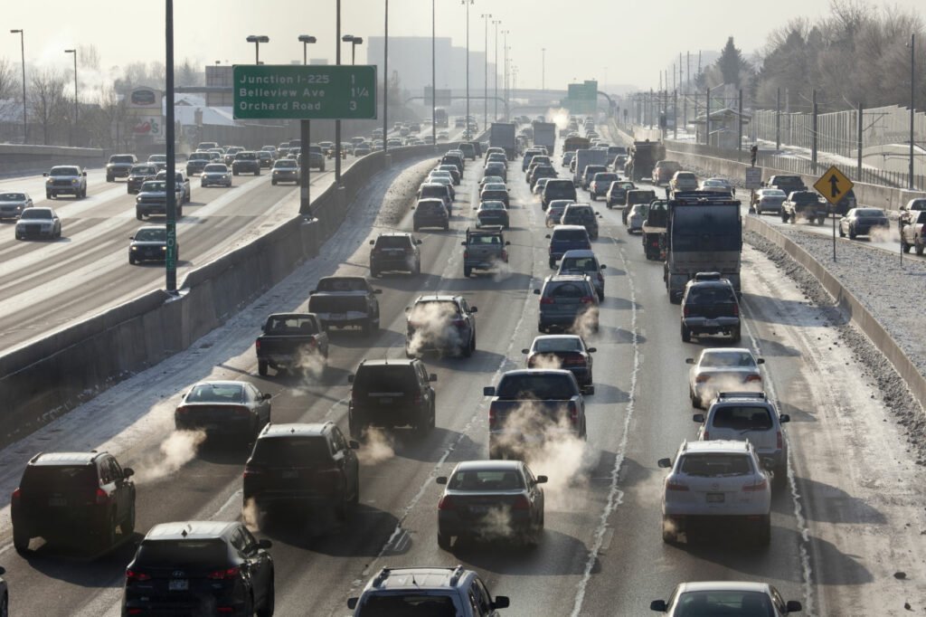 Colorado's billboard regulations comply with First Amendment, 10th ...