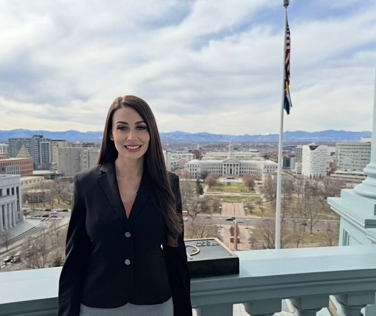 Jeff Hurd primary challenger Hope Scheppelman signs Libertarians ...