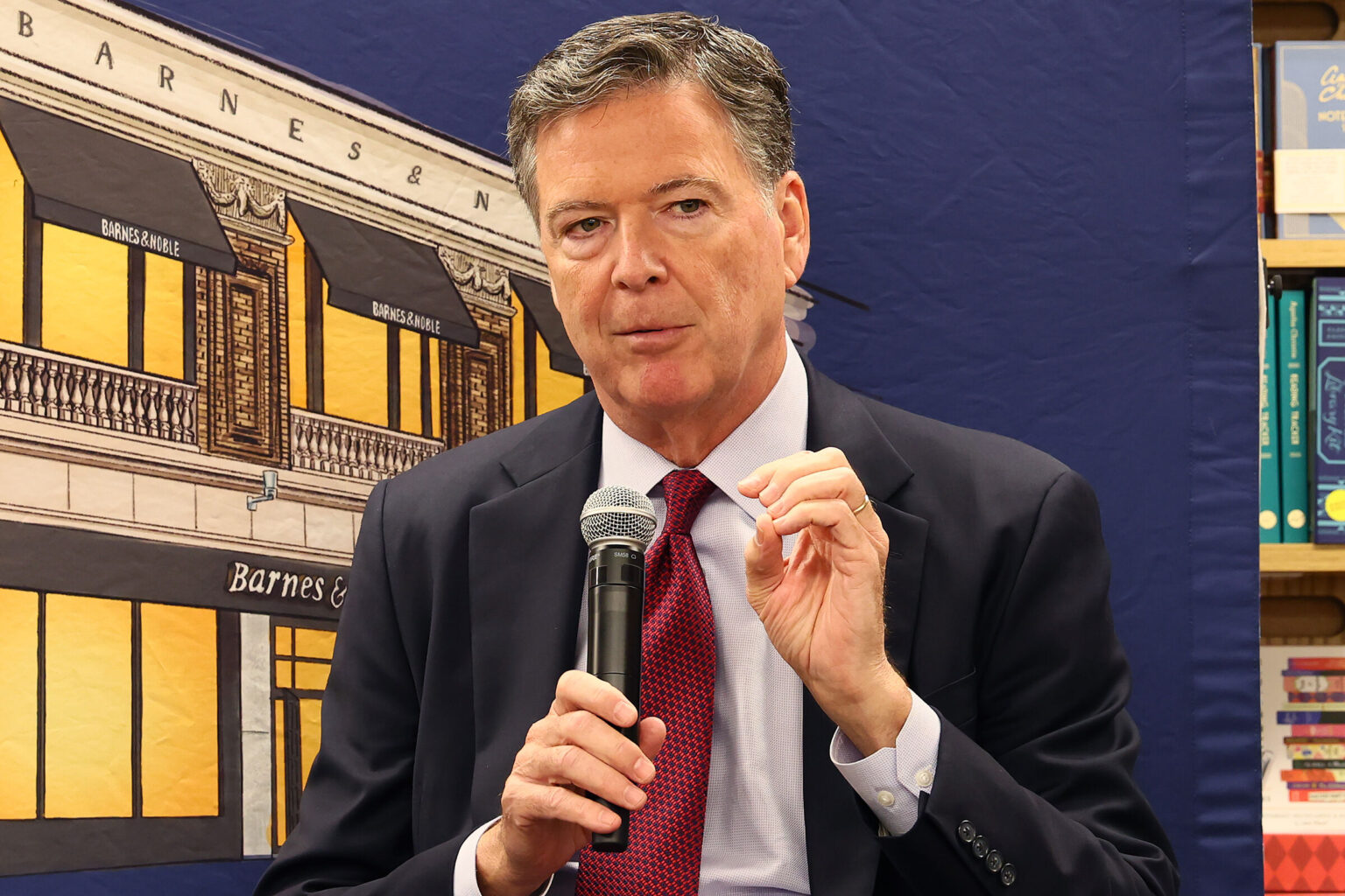 Judge gives DOJ more time to fight release of Comey grand jury records ...