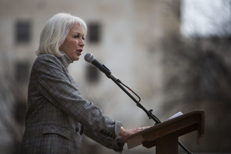 Federal judge rejects Tina Peters' request for release pending appeal ...