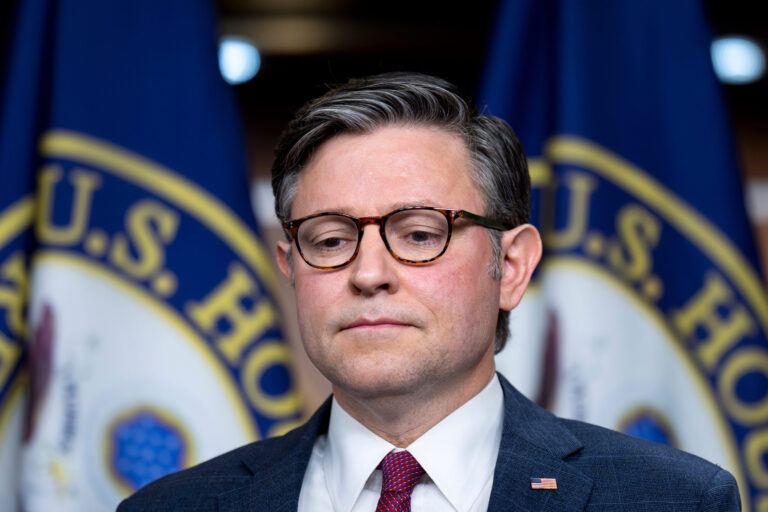 Crockett calls Trump a ‘piece of s***’ in comments against Supreme ...